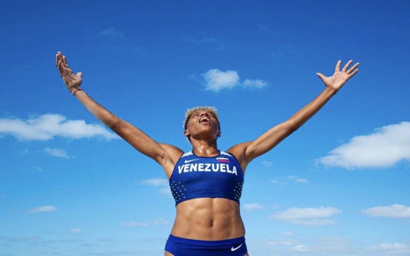 Yulimar Rojas recibe distinción Guinness World Records de salto triple