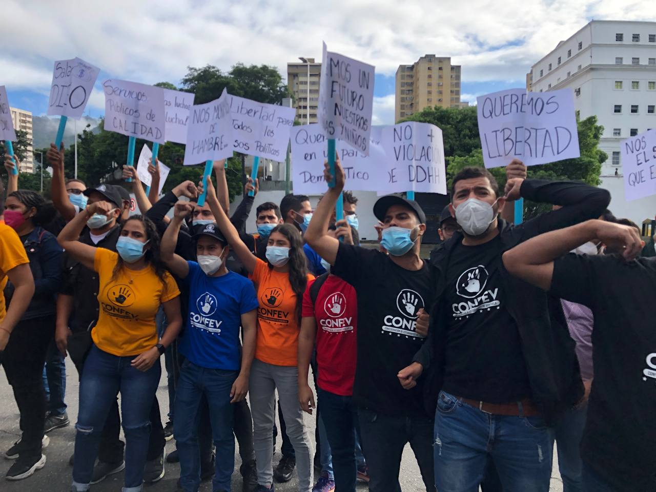 Movimiento estudiantil clama "libertad" durante protesta en ...