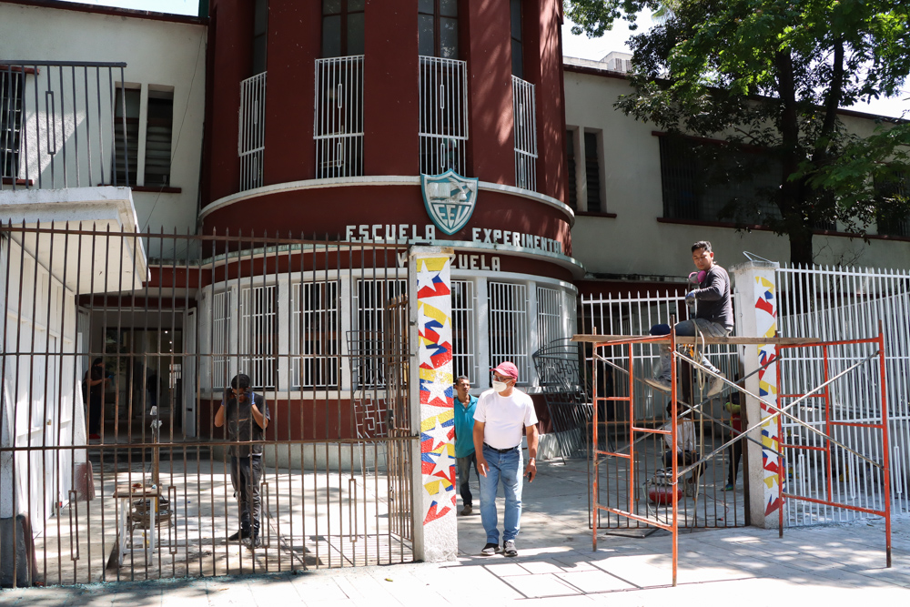 Las clases comenzarán más tarde en algunas escuelas de Caracas