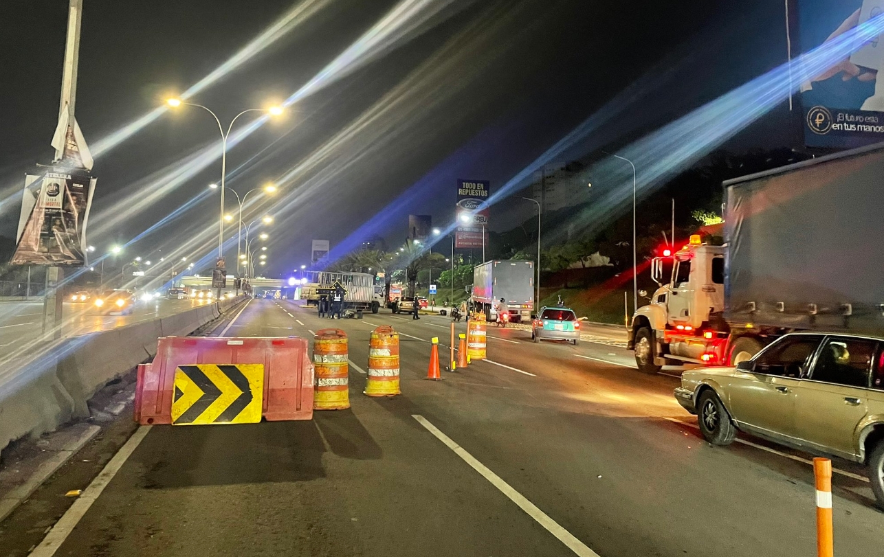 Paso por distribuidor Altamira continuará cerrado tras colapso de la ...