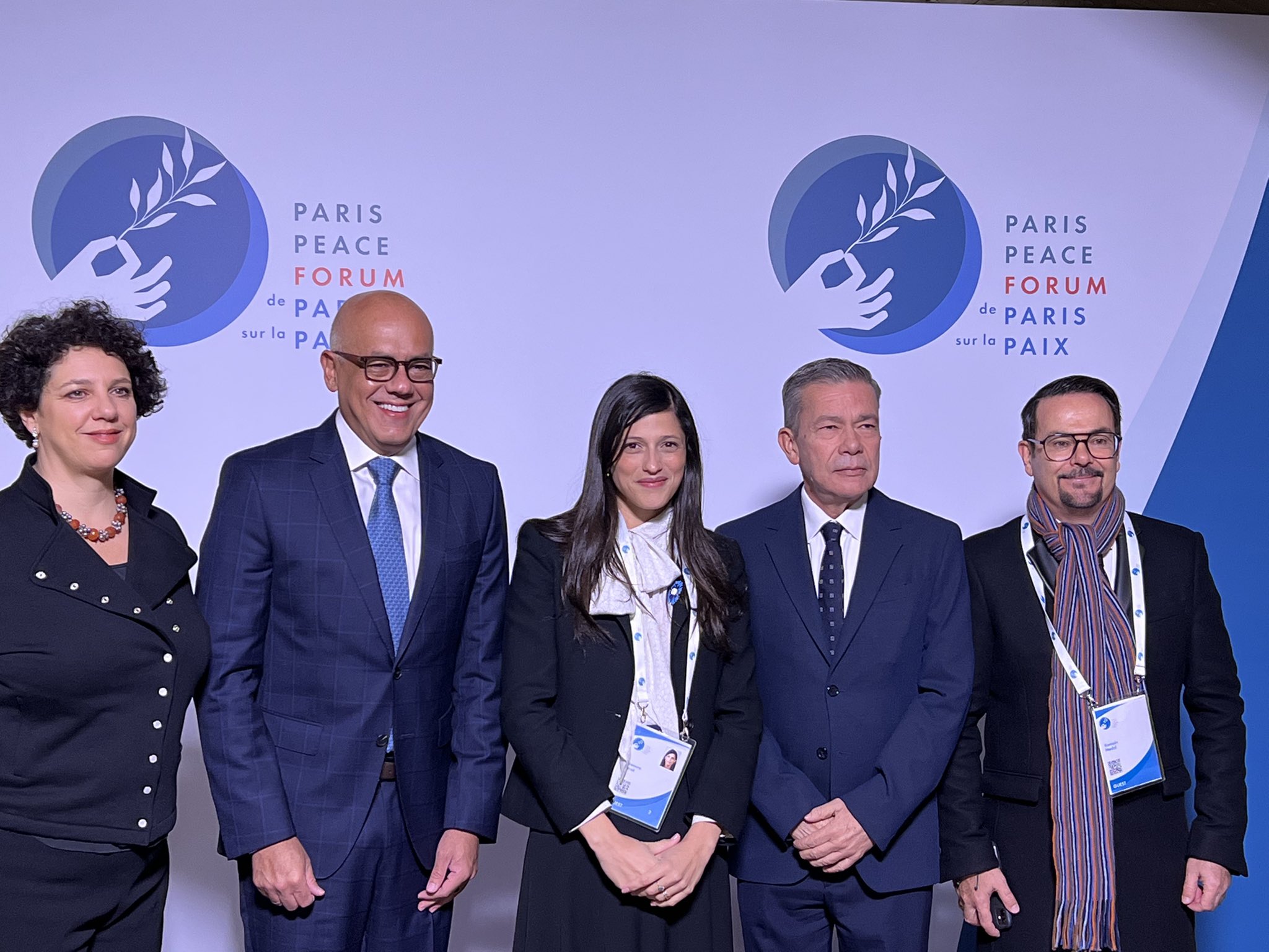 Blyde y Rodríguez se reúnen en Francia para hablar del diálogo venezolano