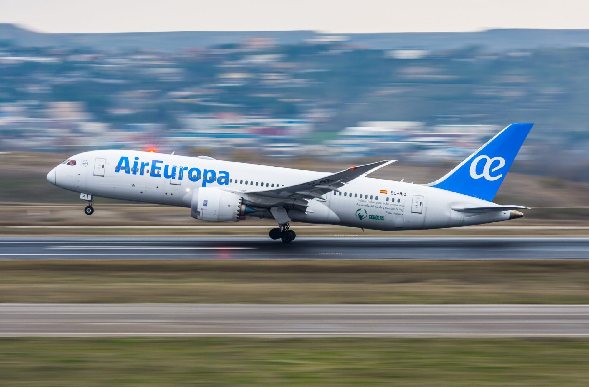 Air Europa prolonga suspensión de vuelos entre Madrid y Caracas ...